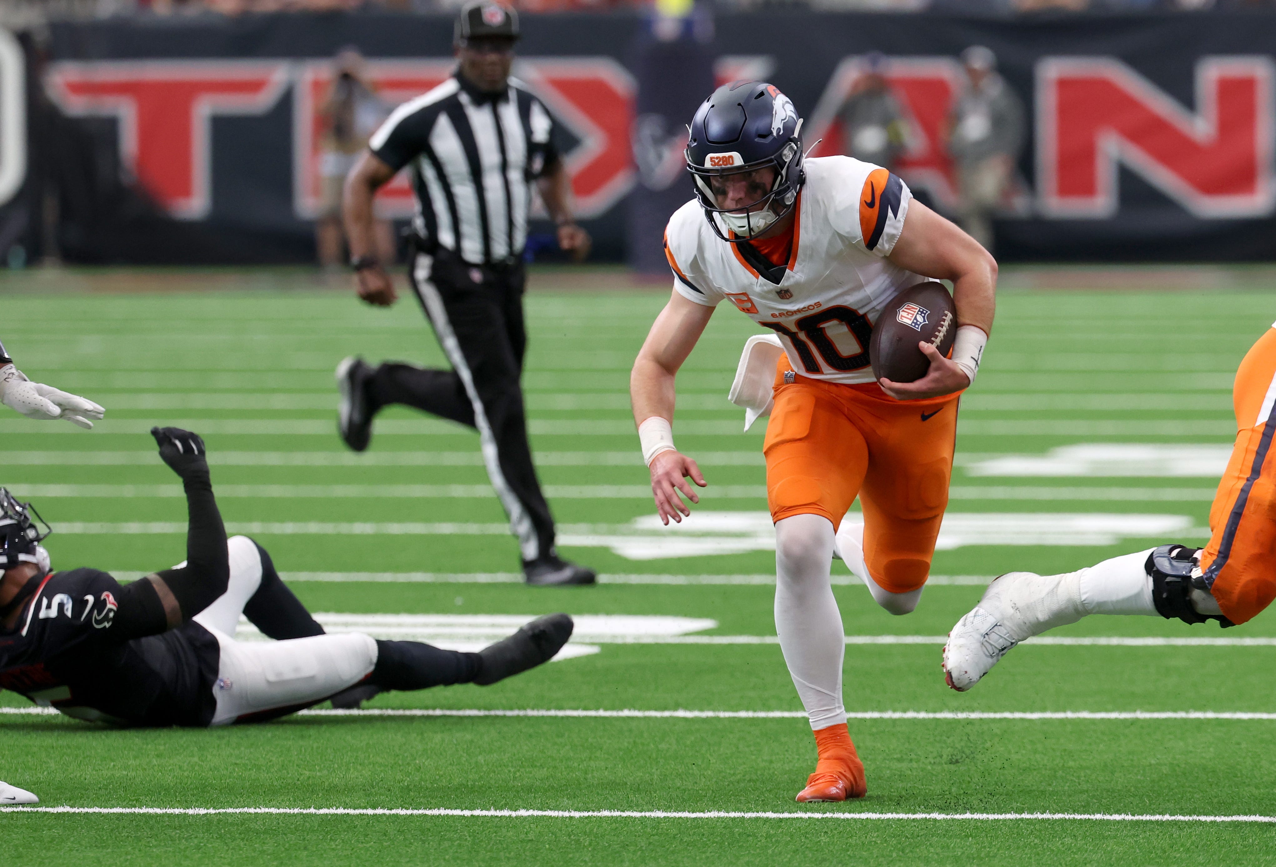 What channel is Thursday Night Football on? Las Vegas Raiders vs Denver ...