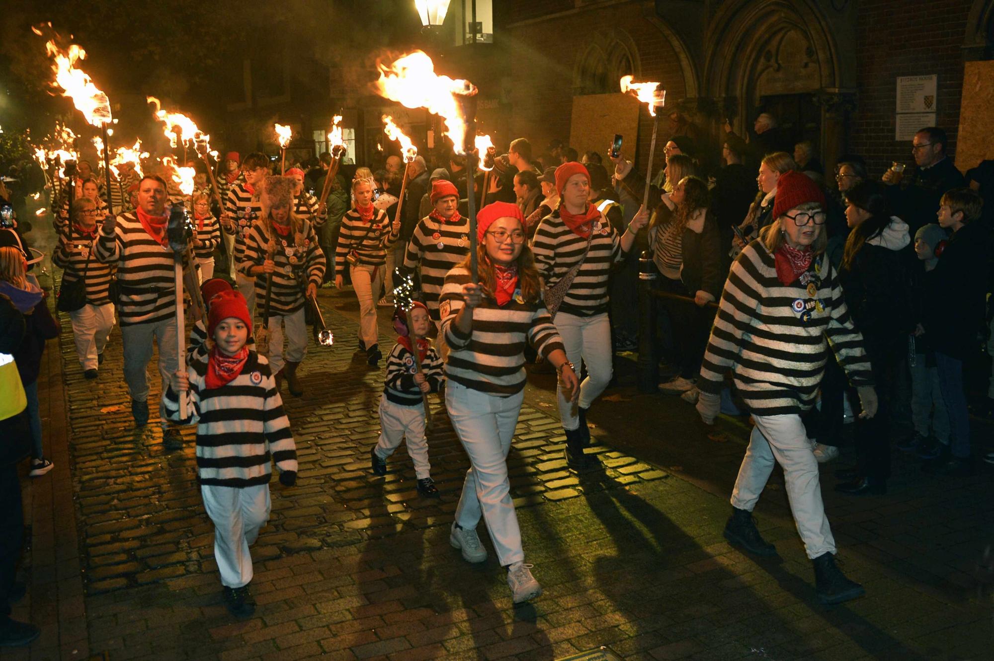 Spectacular images from Lewes Bonfire 2025