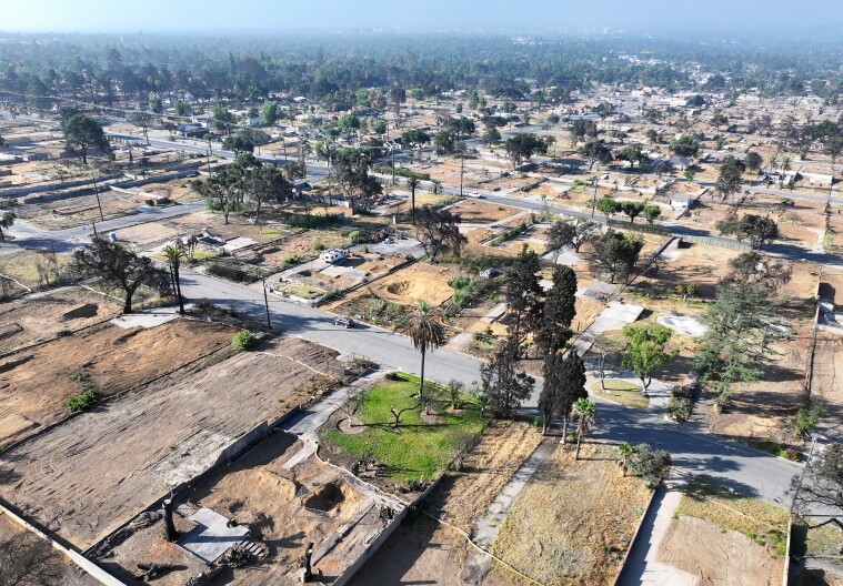 New report on Eaton Fire evacuation alerts finds 'no failure' by officials