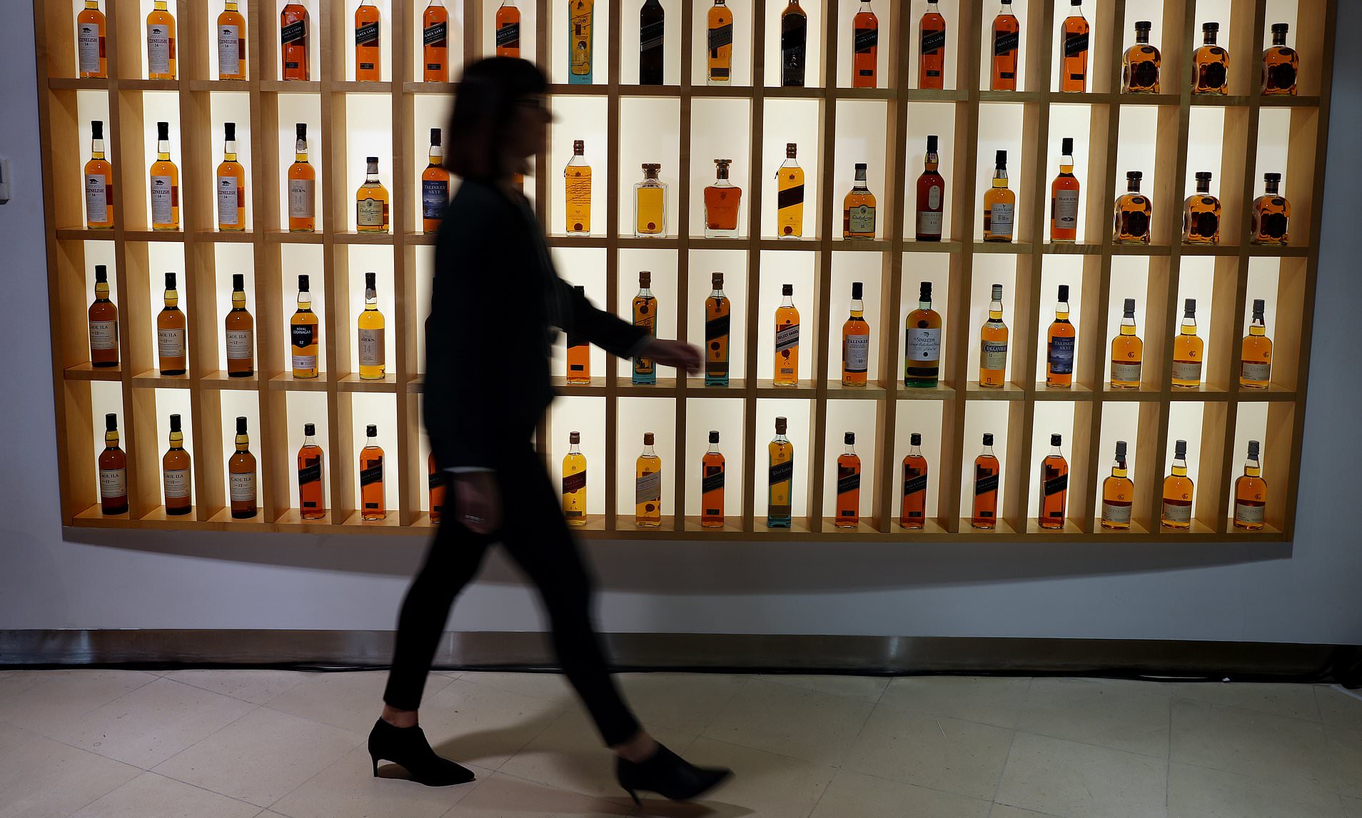 Diageo slashes profit guidance again after US and Chinese sales dry up