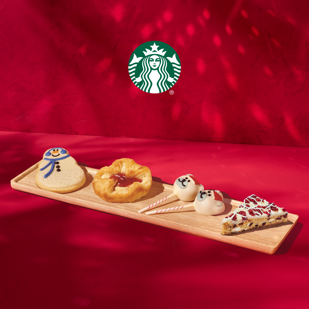 Starbucks holiday menu is officially here — and 1 new item has already ...
