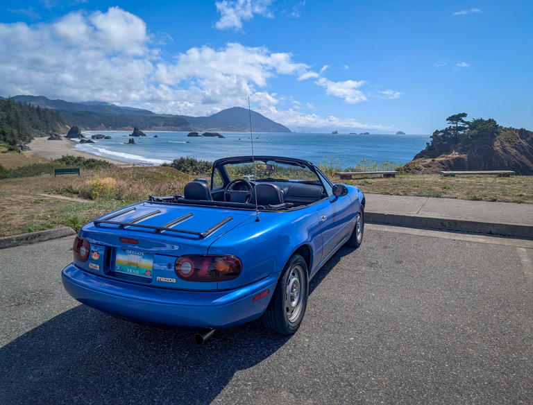 Blue Streak: 900 Miles Home in a Freshly Bought Miata