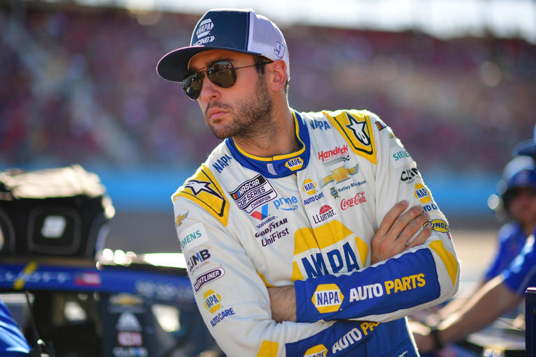 Chase Elliott wins Most Popular Driver award in Cup Series for 2025