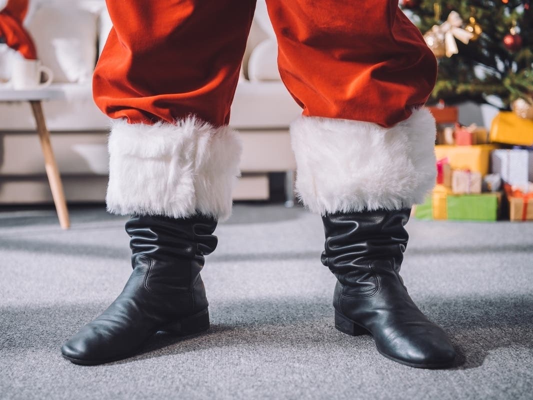 Santa Is Coming To Cape Cod Mall: Here's When