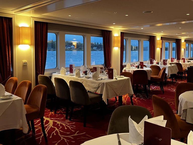 Mit der MS Charles Dickens auf Rhein und Mosel: Wo Wein und Genuss auf ...