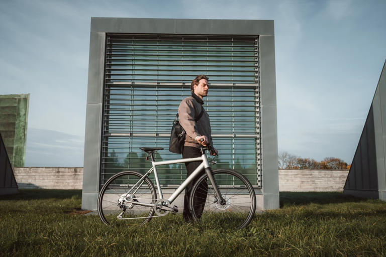 Ampler Bikes’ New Curt Minimalistic eBike uses First On-Bike USB-C ...
