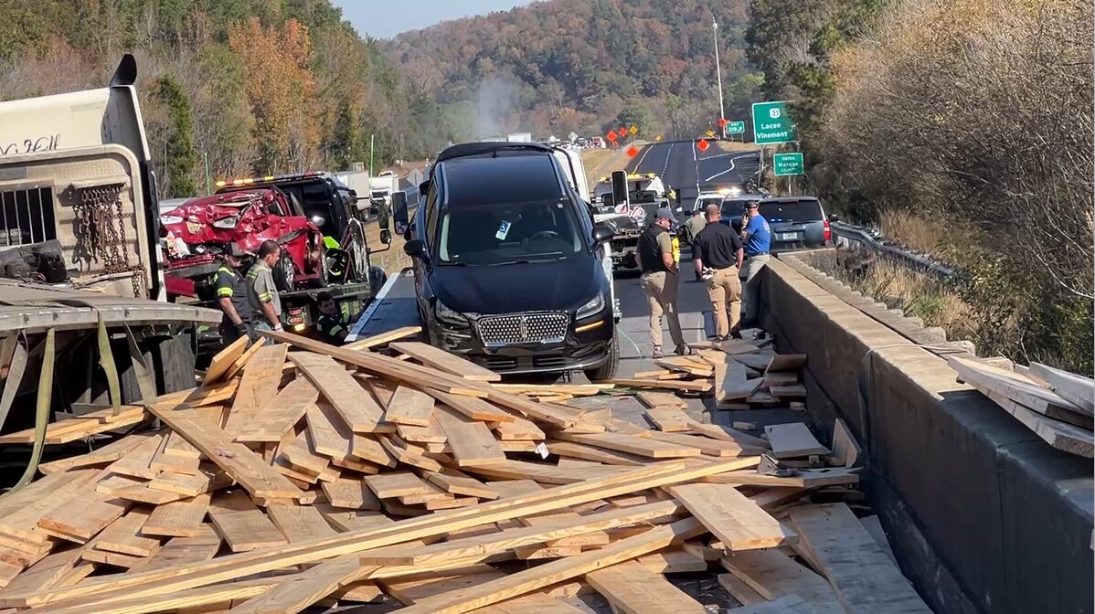 I-65 reopened following multi-vehicle wreck involving truck hauling lumber