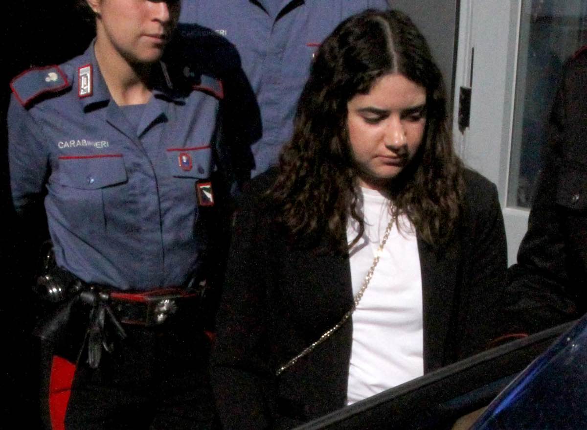 Neonati uccisi e sepolti, Chiara Petrolini pensa già al dopo: «Voglio ...