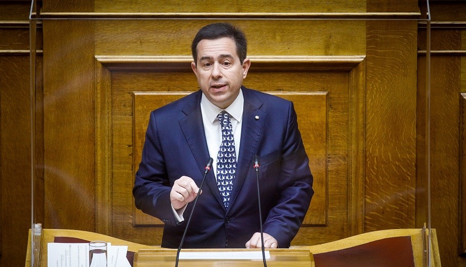 Μηταράκης για περιστατικό με τρένο στη Λάρισα: “Μην δημιουργούμε ανησυχία”