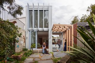 You’d Never Guess This Quiet-Looking Australian Home Has a Soaring ...