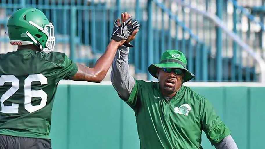 Memphis Passing Game Will Challenge Young Tulane Secondary