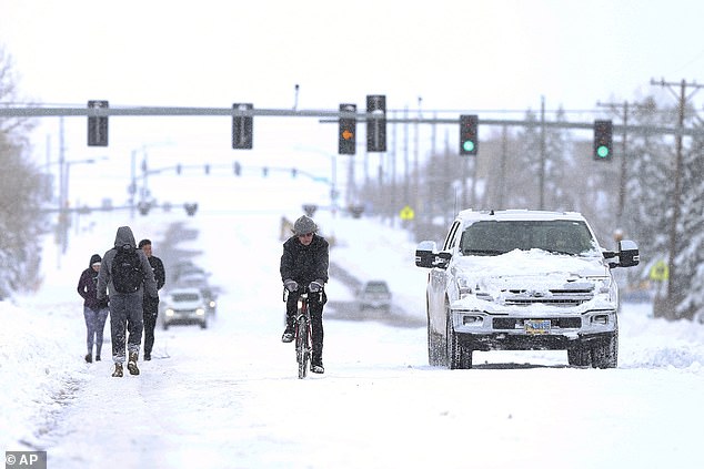 Winter storm alert issued in three US states as heavy snow and fierce ...