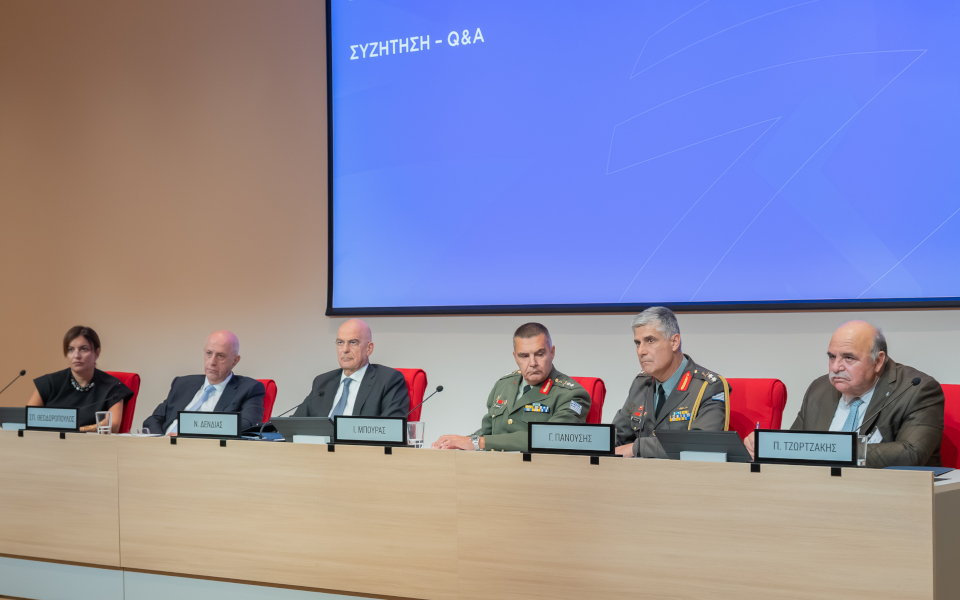 Συνάντηση ΣΕΒ – Δένδια για την εθνική στρατηγική στην αμυντική βιομηχανία