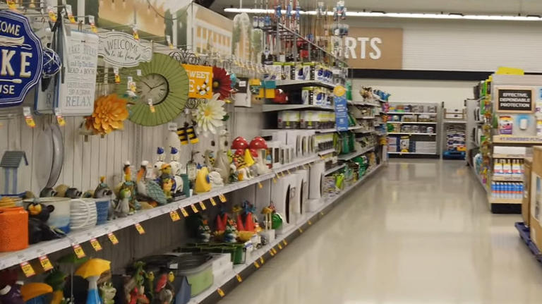 7 Grocery Stores With The Best Home Decor Departments