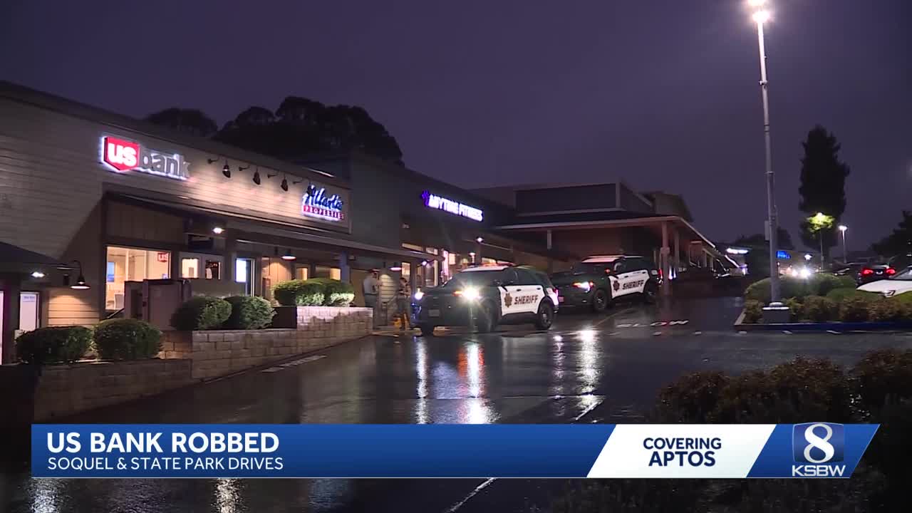 Five thieves rob 'cashless' bank in Aptos; flee in Honda CR-V