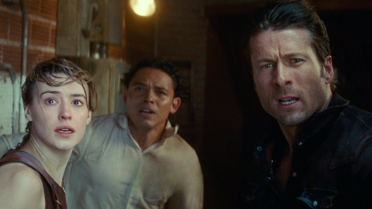 Twisters - official trailer (Glenn Powell, Maura Tierney)