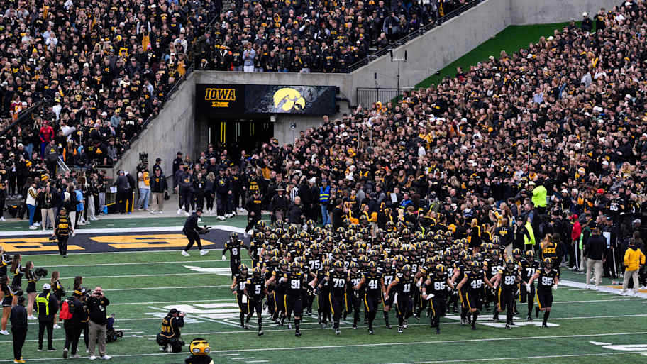 Iowa Announce Special Uniform vs. Oregon