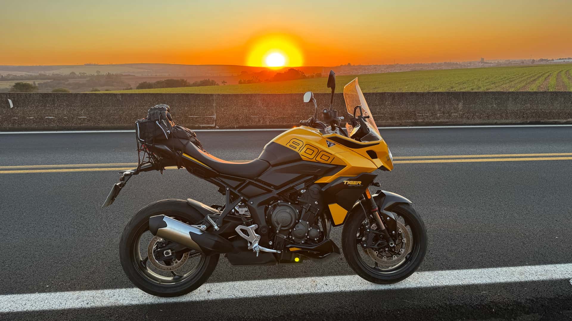 Triumph Tiger Sport 800 2025: equilíbrio raro entre conforto e ...