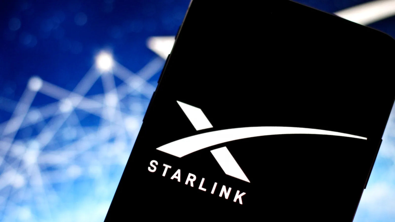 United Airlines now has Starlink Wi-Fi and it is a game changer in the air