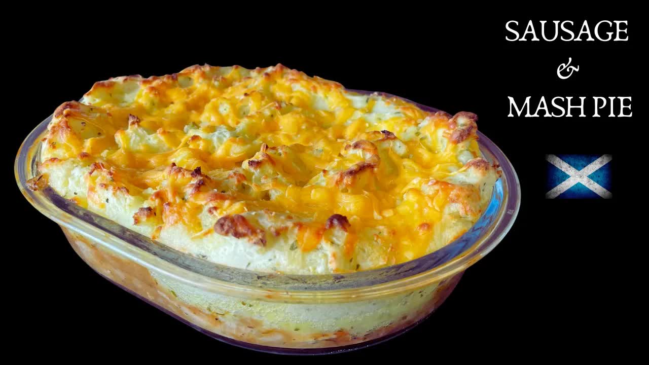 Sausage & Mash Pie | Easy Bangers 'n' Mash Midweek Dinner Recipe