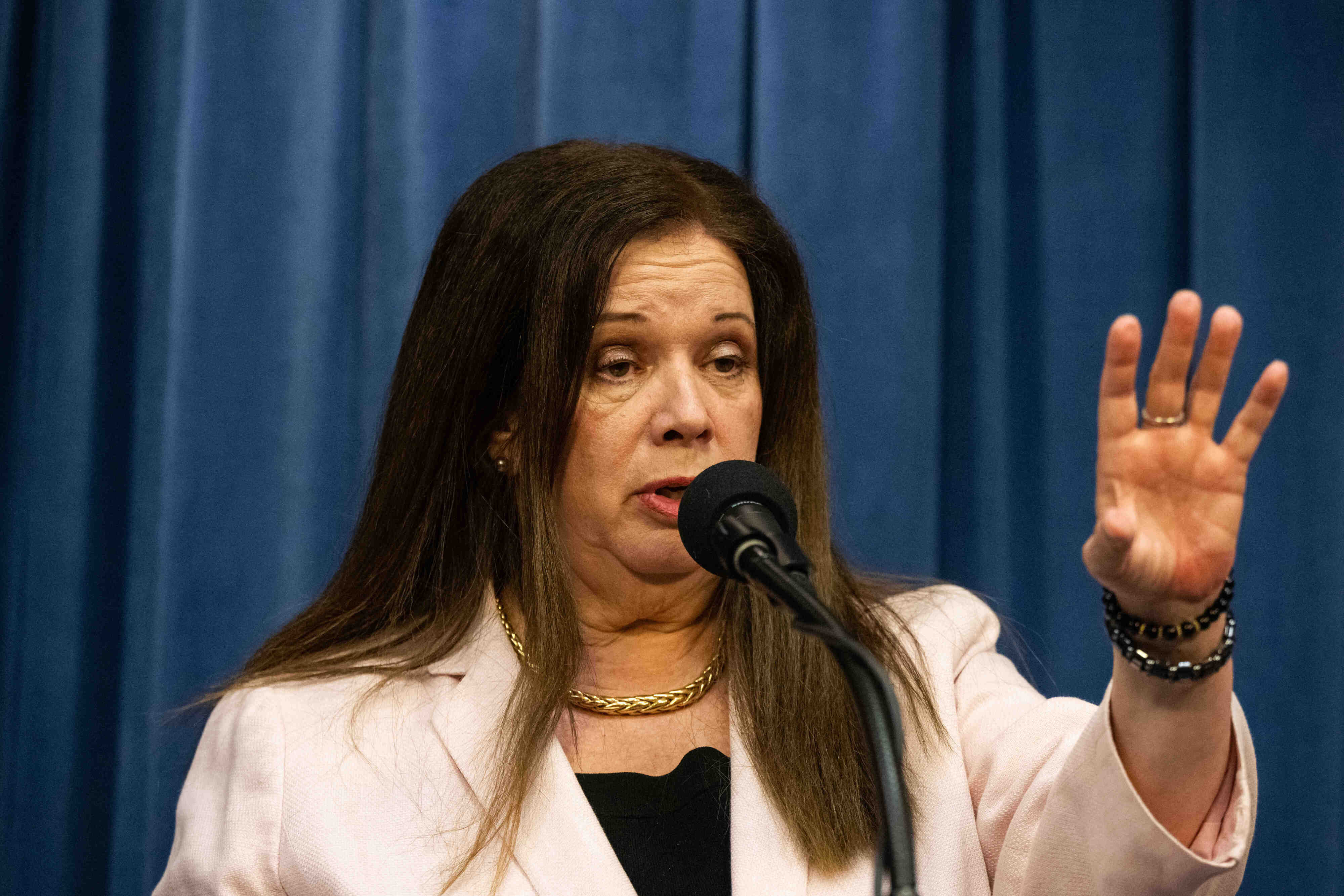 Los Angeles city attorney to press: drop dead