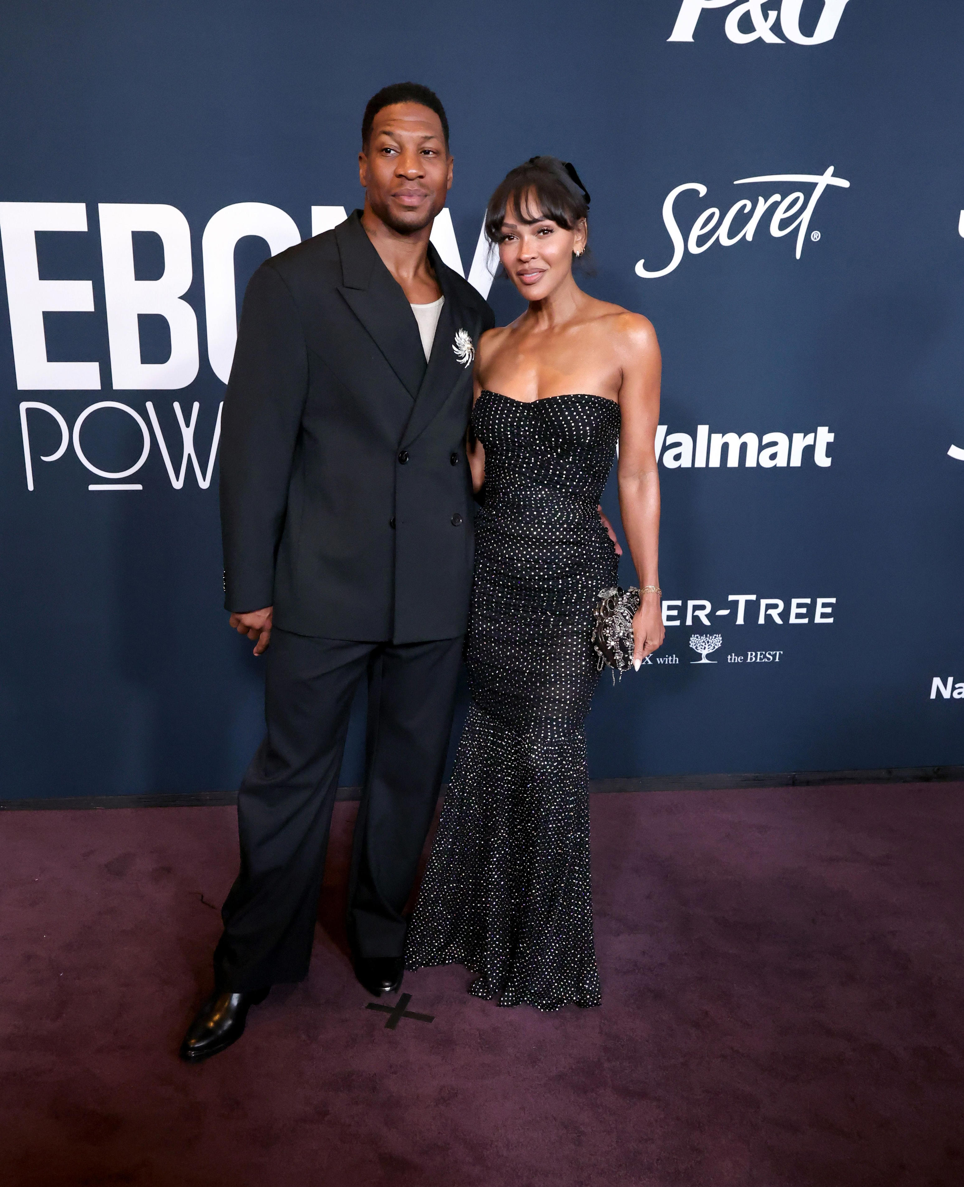 Jonathan Majors, others fall through window during Gaffney filming ...