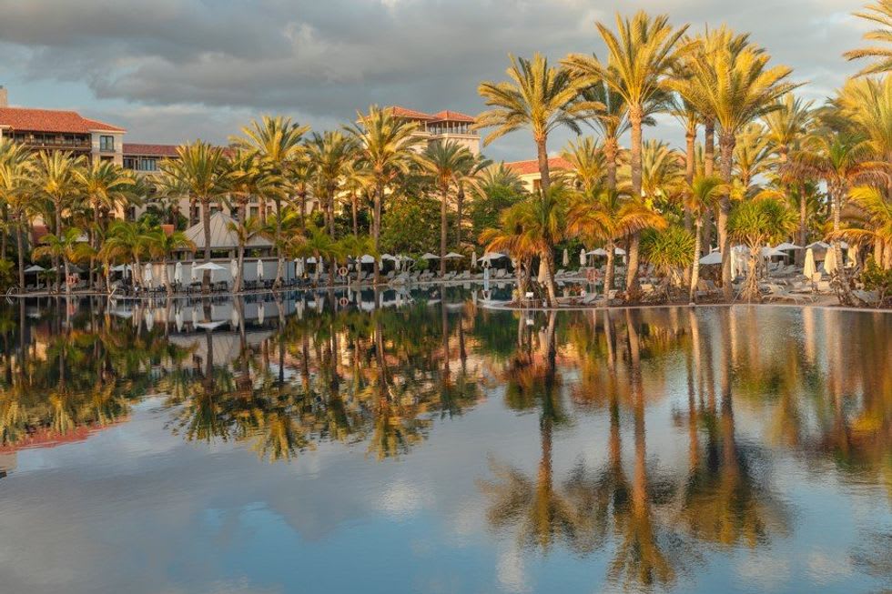 Travel agent shares two winter hidden gems with 'stunning ocean views ...