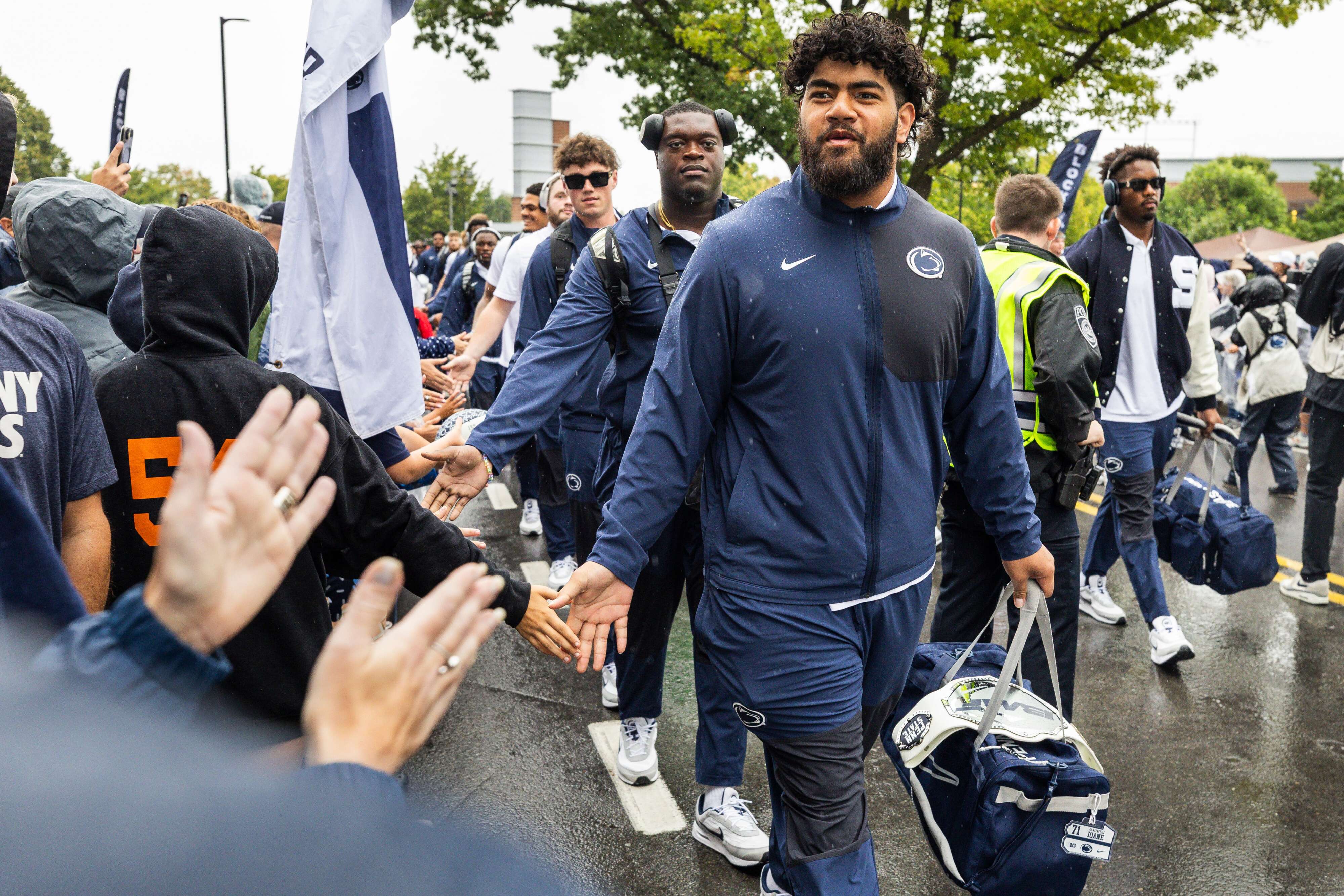 ‘Helping out our teammate’: Penn State star explains why he did now ...