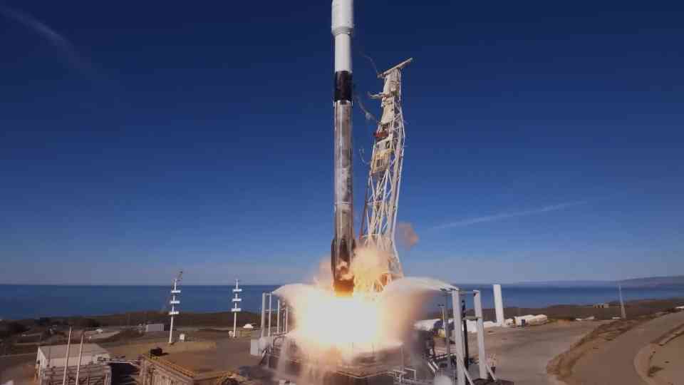 The Hidden Hurdles Behind NASA’s Upcoming Moon Mission