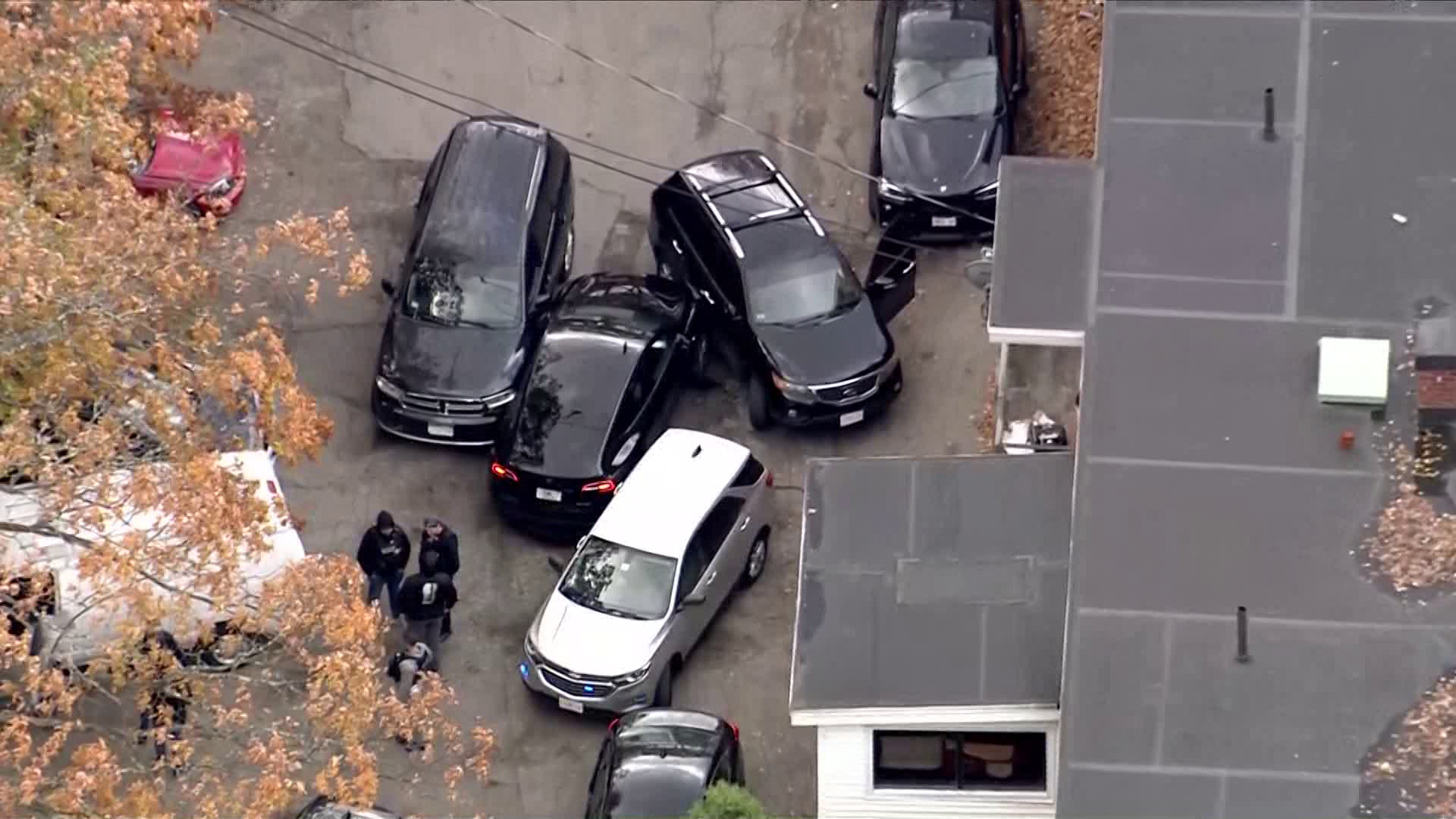 'Violent fugitive' trying to flee arrest rams 5 police cruisers