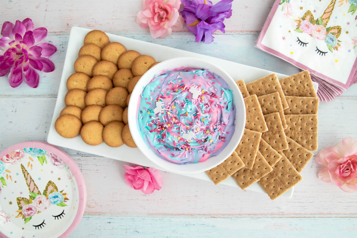 Dip Into Delicious: 25 Party Dips That Disappear Fast (Sweet and Savory ...