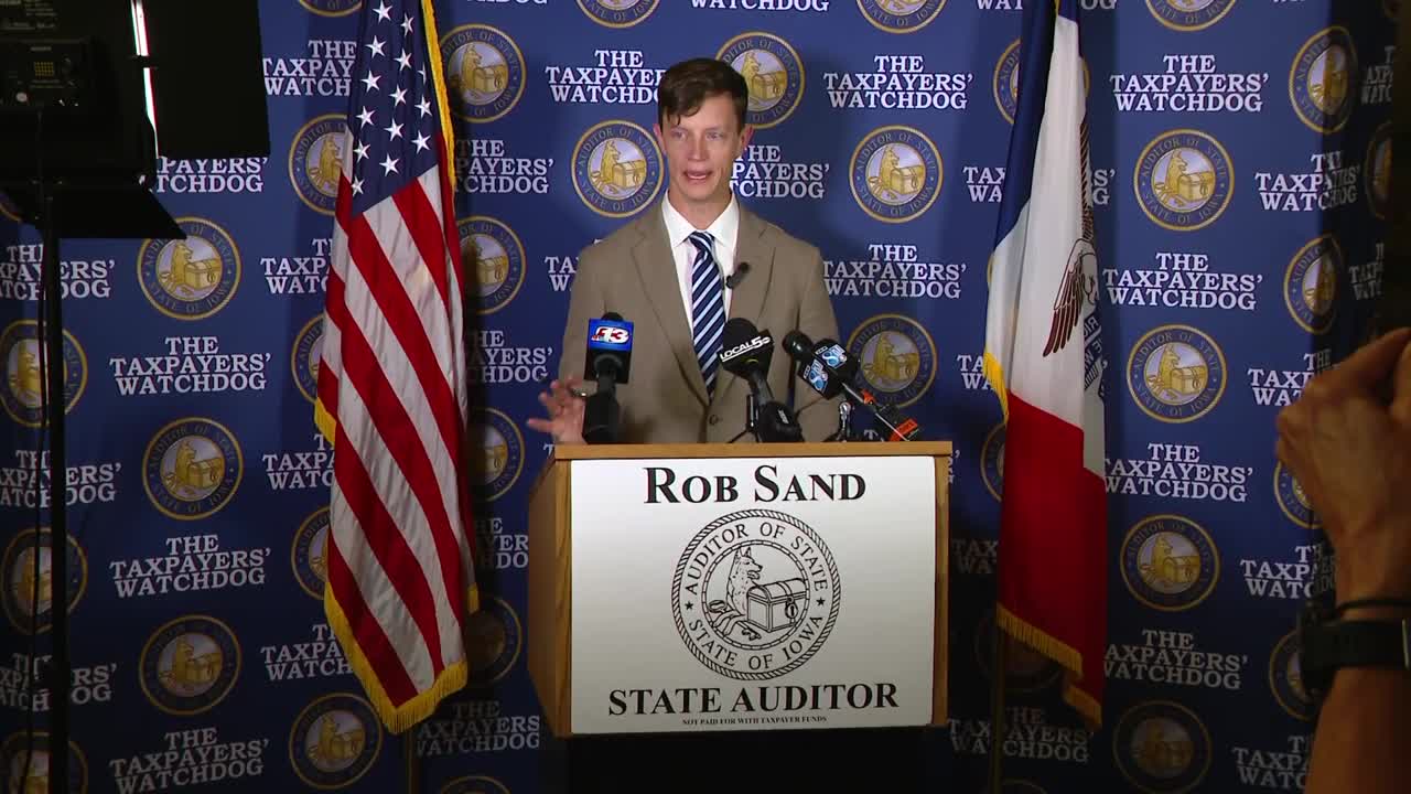 WATCH: State auditor's full news conference about Baxter, Iowa ...