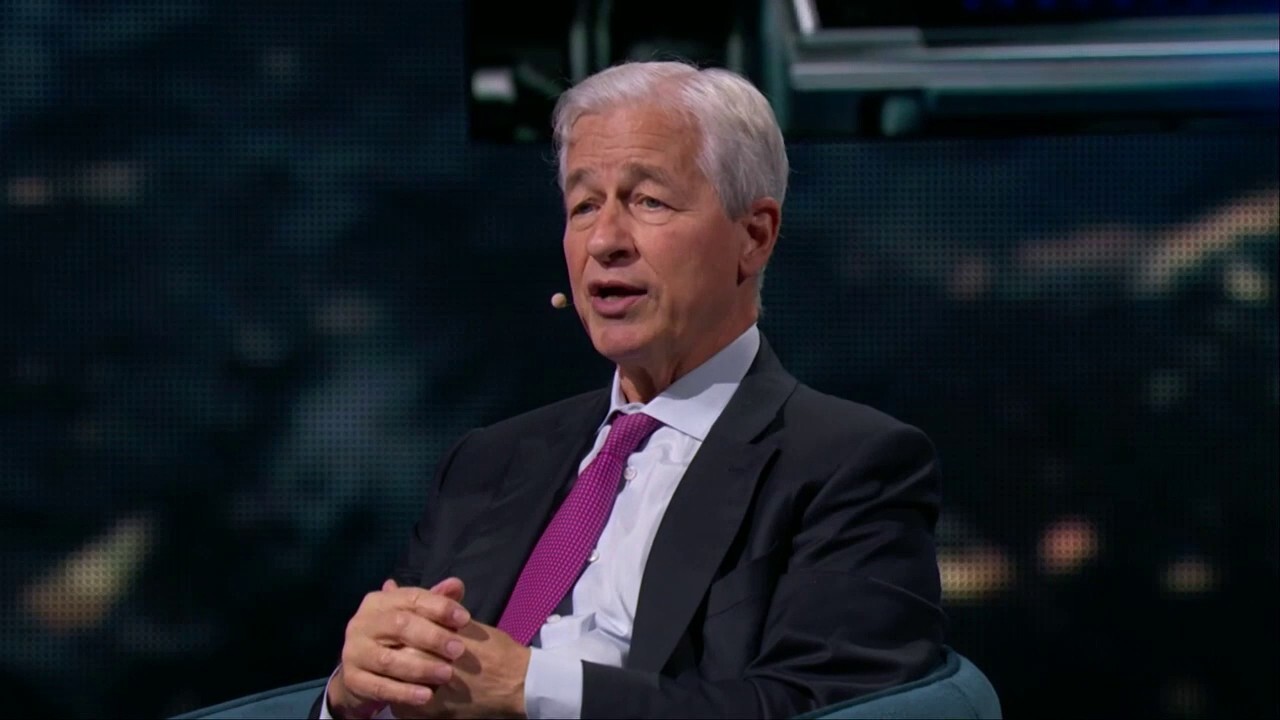 Jamie Dimon talks exodus to Florida, explains how it will 'backfire' on ...