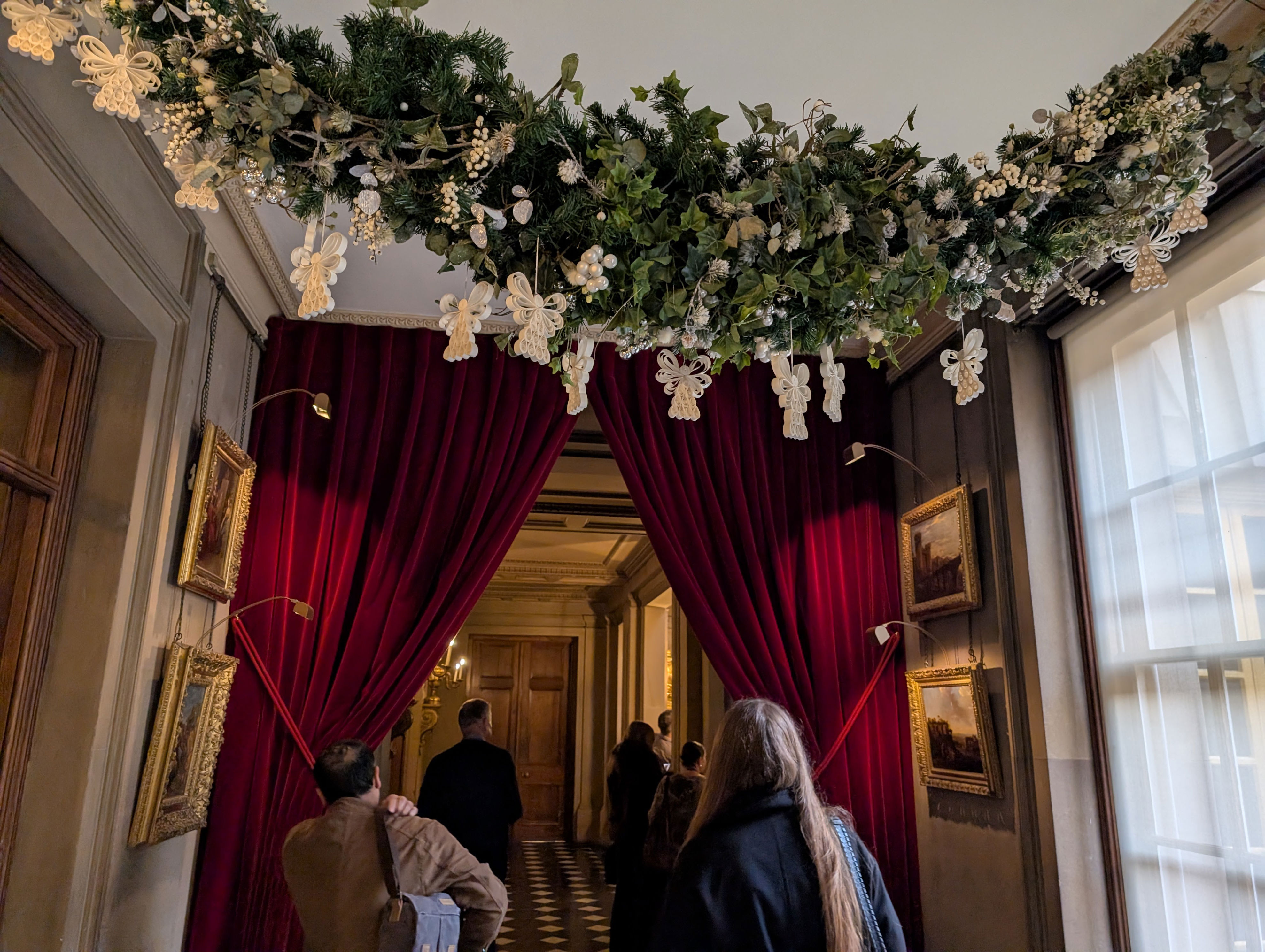 Magical Christmas at Chatsworth 2025 with gorgeous enchanted garden and ...