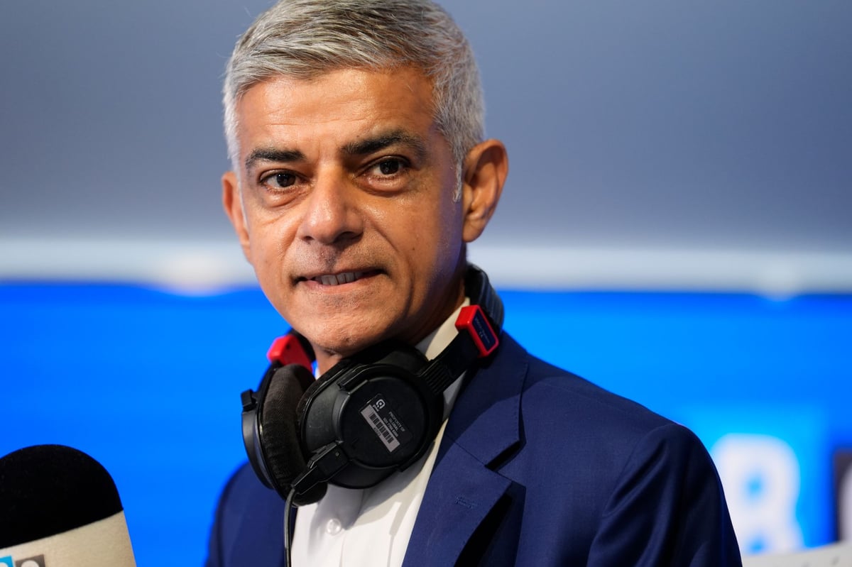 1,500 staff at Sadiq Khan's City Hall warned of possible job losses