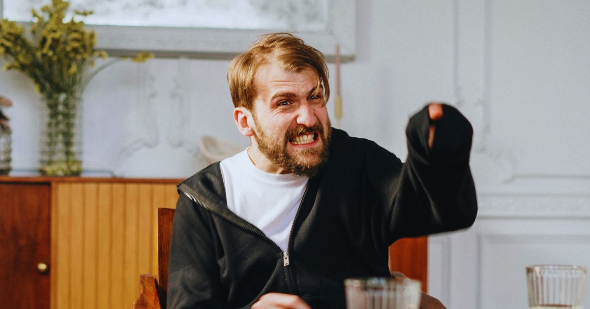 10 Traits Of A Man Who Looks Confident But Lacks Character