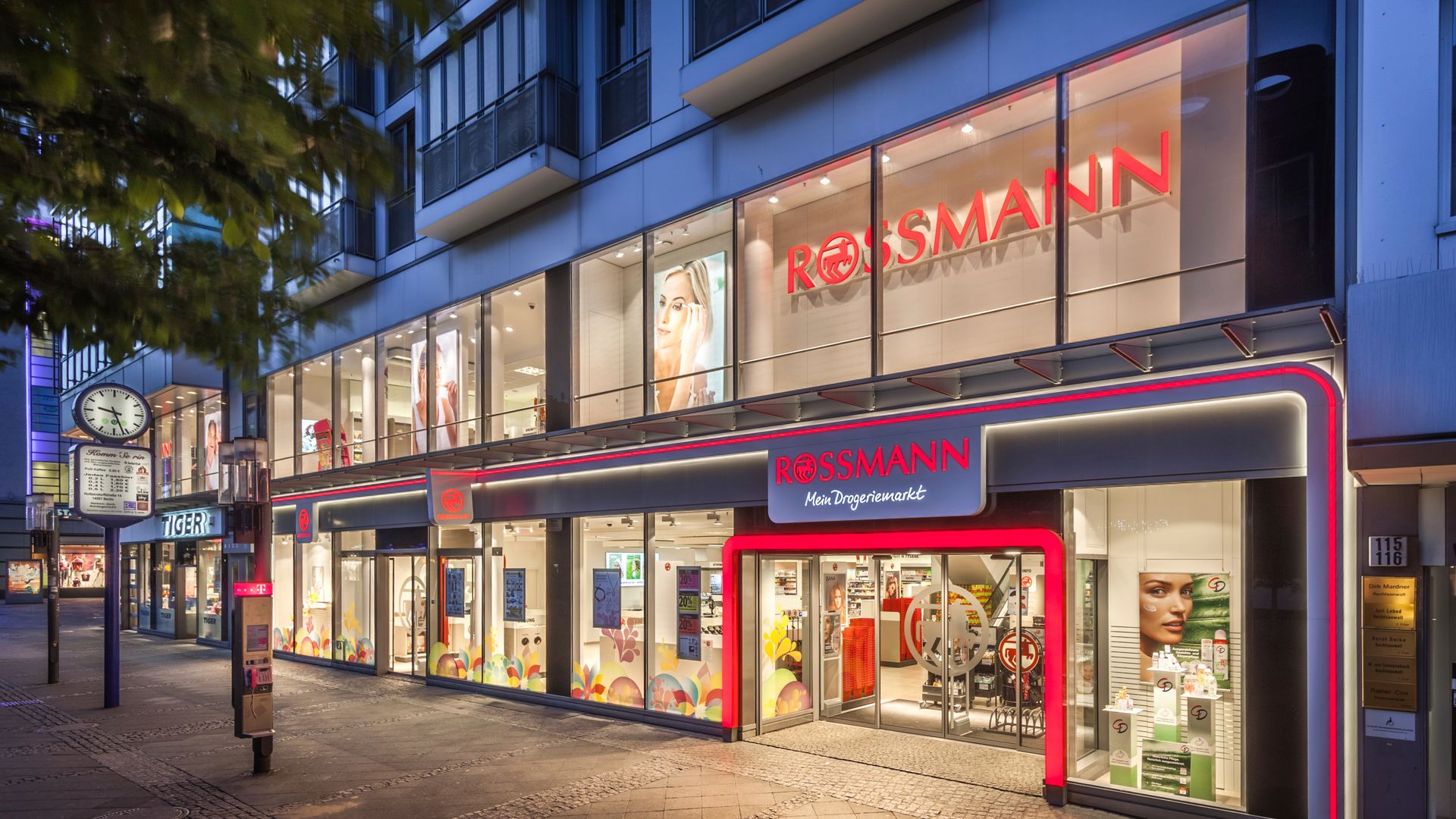 Rossmann: Finanzchef Peter Dreher geht nach 40 Jahren in den Ruhestand