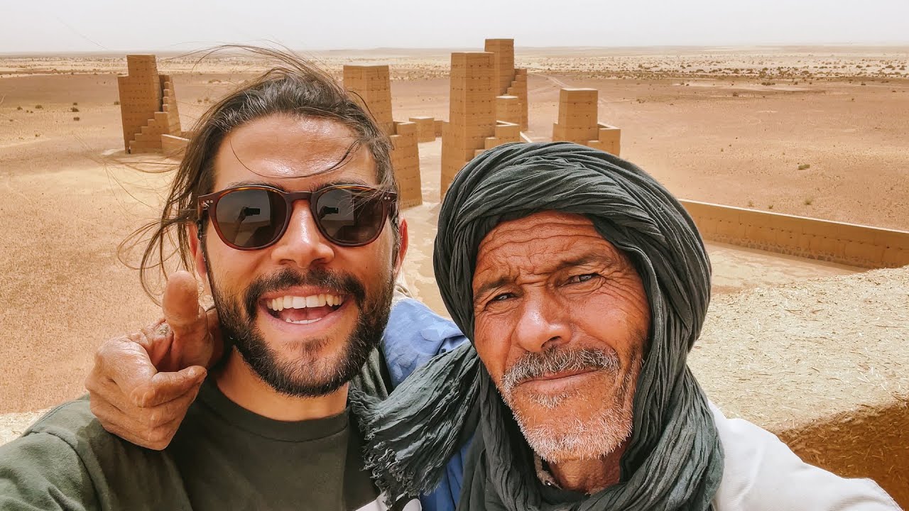 A digital nomad meets a desert nomad