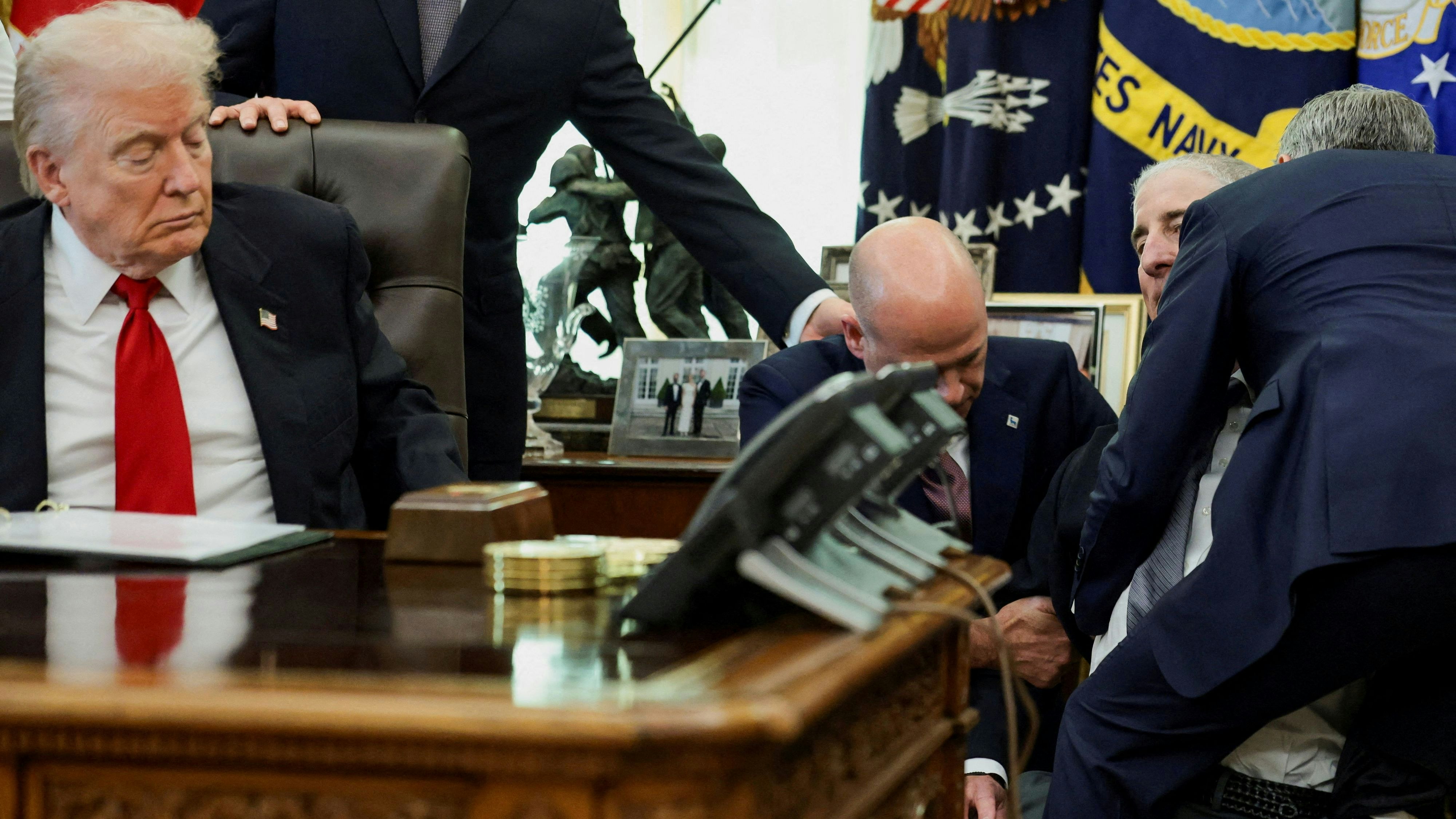 Top-Manager von Ozempic-Firma kollabiert neben Trump