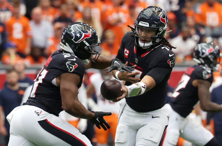 Week 11 picks: Who the experts are taking in Texans vs. Titans