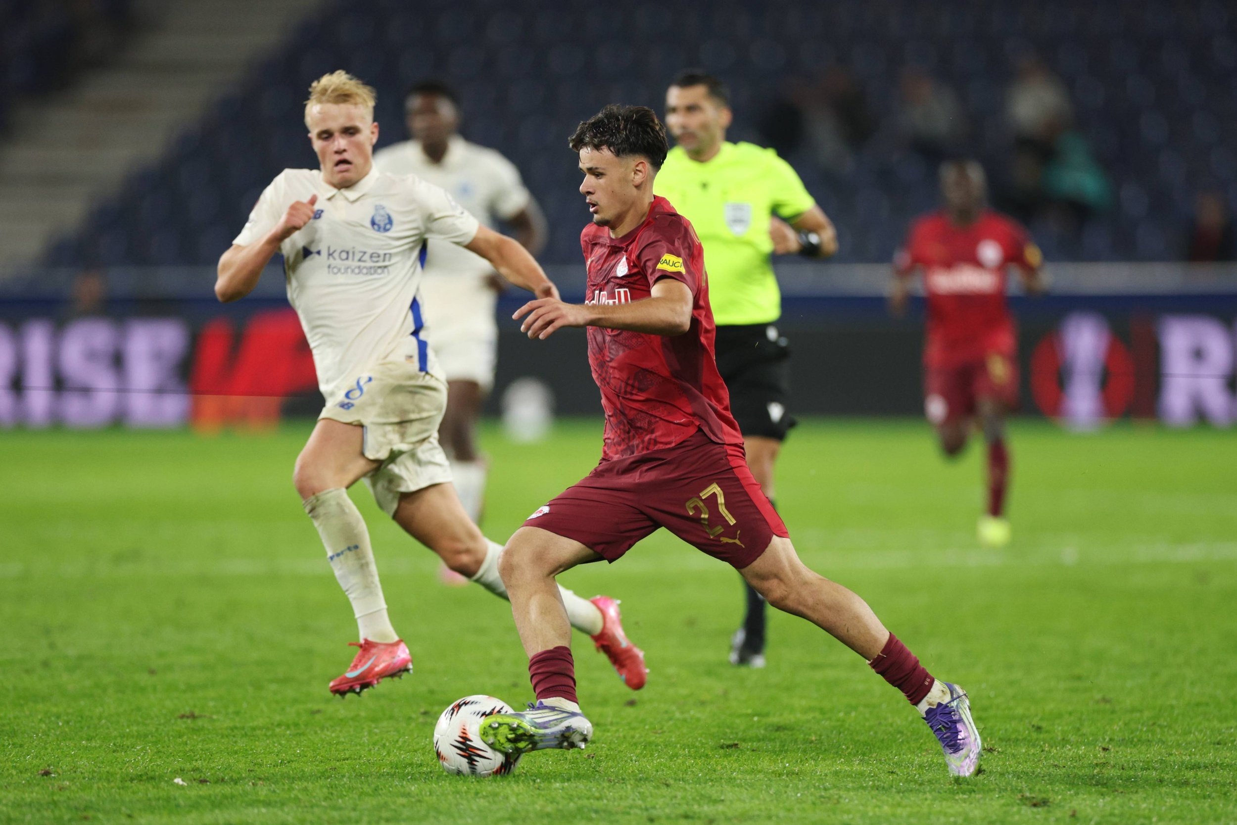 Report: Man United scouting 18-year-old attacking sensation ahead of ...