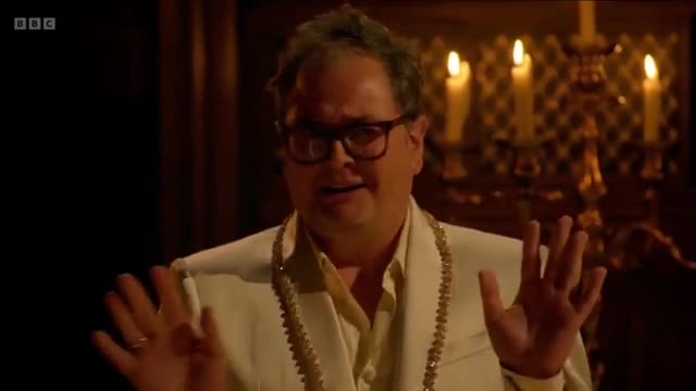 Alan Carr breaks down in tears at final Celebrity Traitors round table