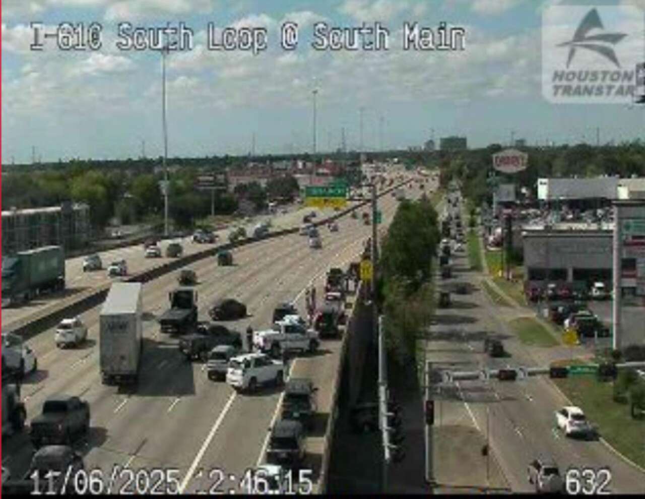 Wild Houston car chase ends after driver runs out of gas–literally