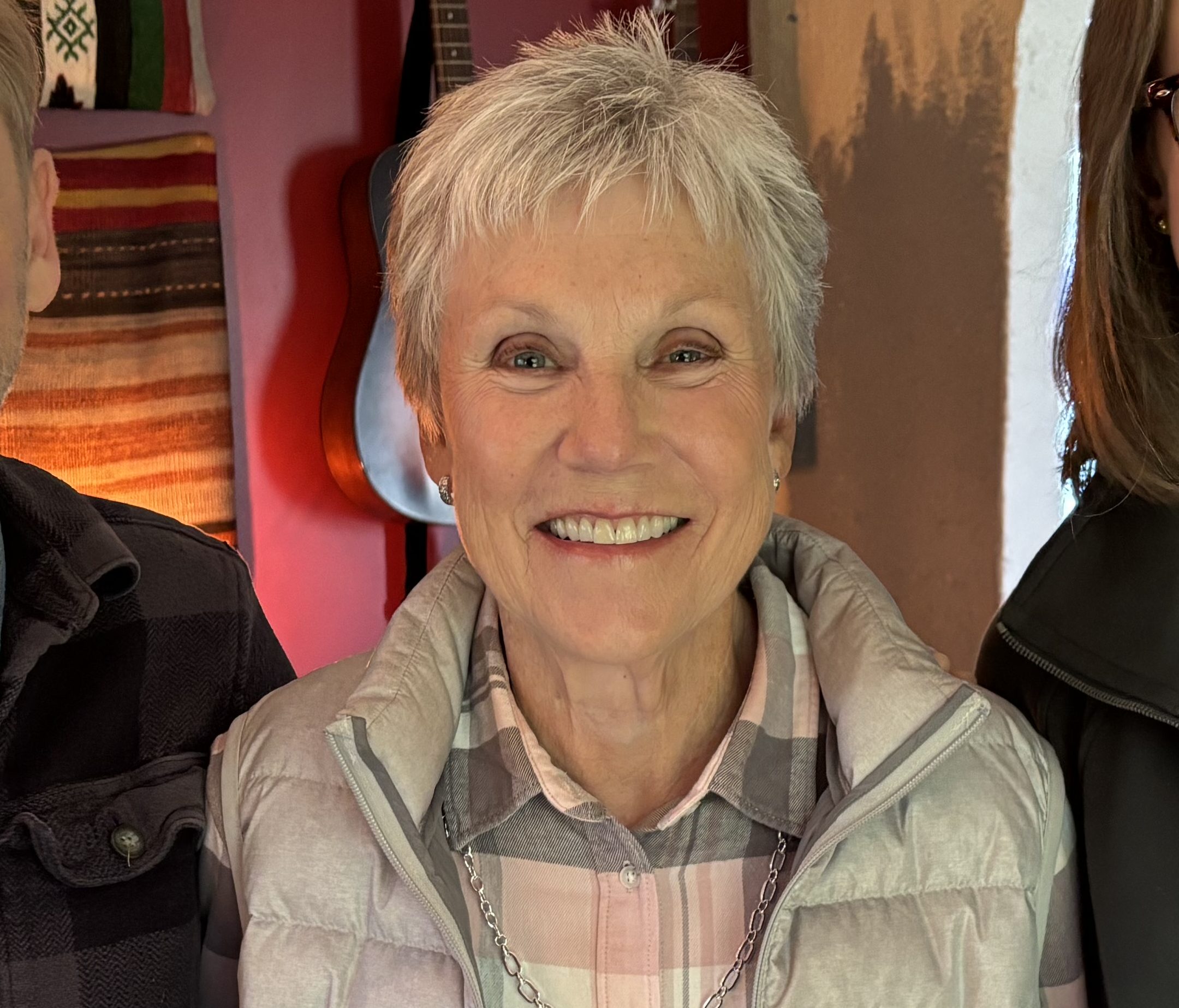 She Retired 17 Years Ago-Now, Anne Murray, 80, Is Back at No. 1