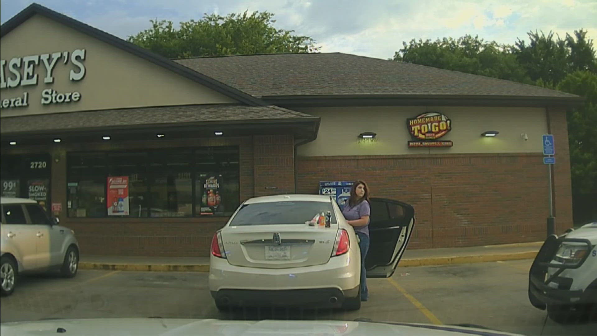 Arkansas women files lawsuit against state police