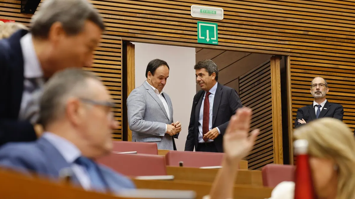 El PP descarta la «vía Catalá» para suceder a Mazón y espera a Vox