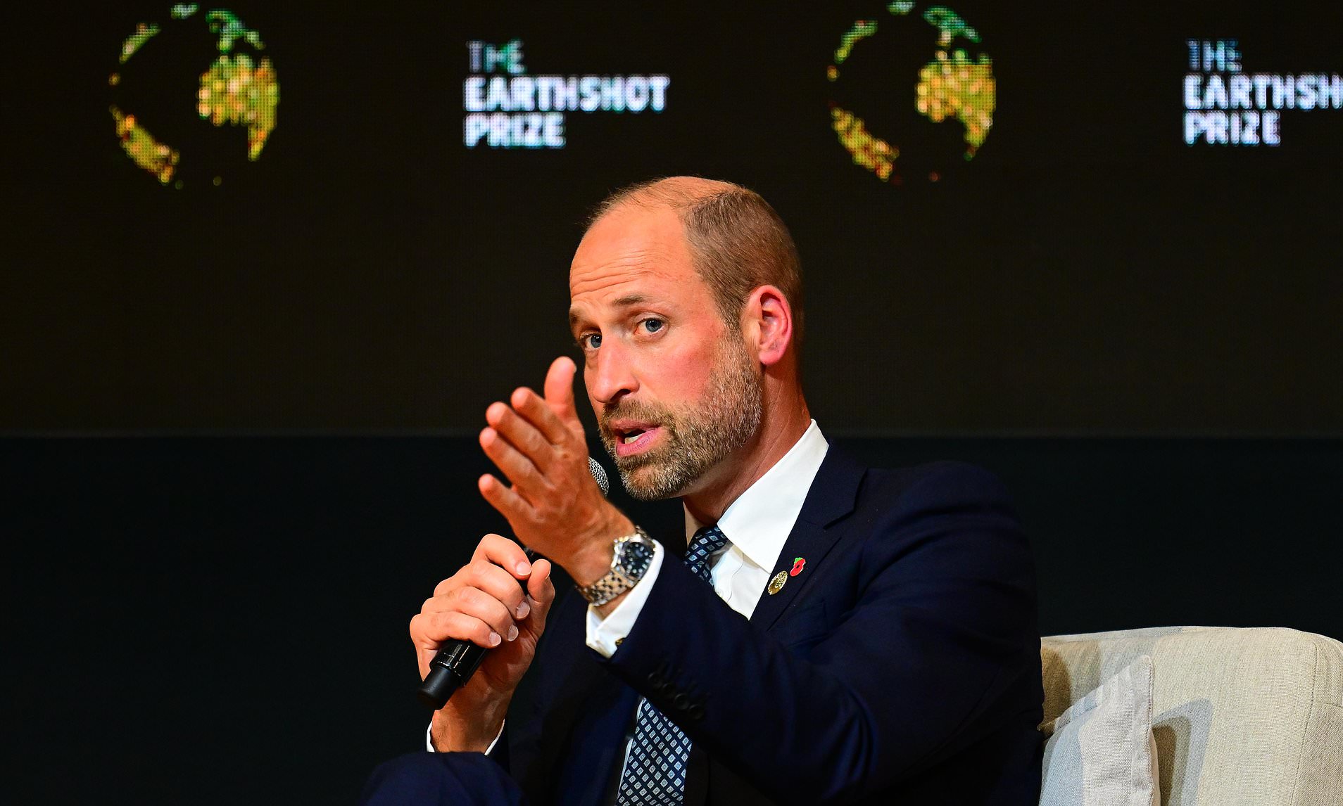 Moment Prince William refuses to be drawn on Andrew scandal and Harry ...