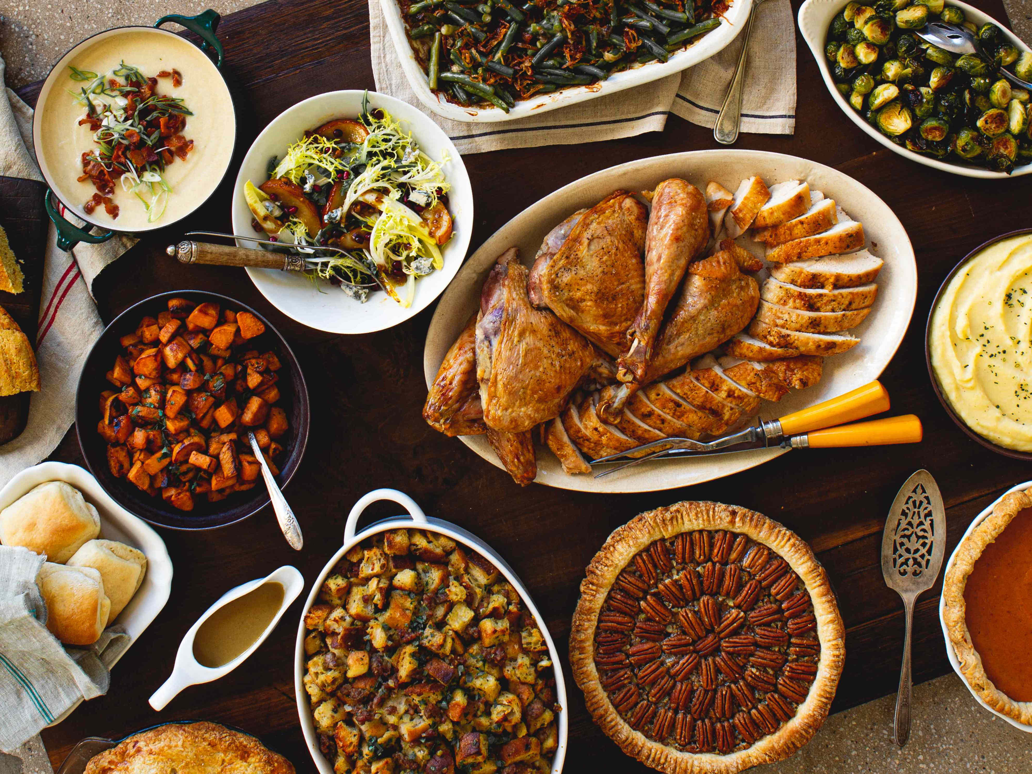 When to Start Cooking Every Thanksgiving Dish, According to a Pro Chef