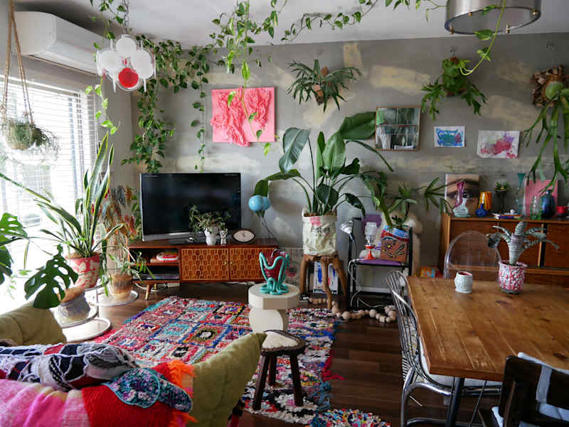 Renters Intentionally Removed the Bedroom Wall in This Apartment (the ...