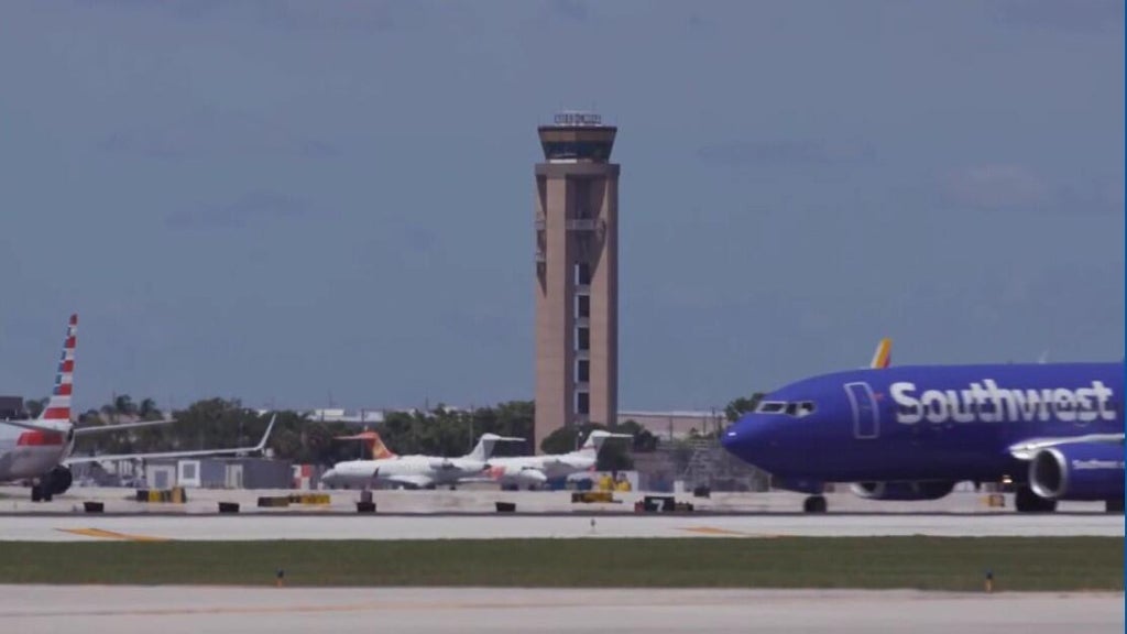 Chicago airports brace for airlines to begin cutting flights under FAA ...